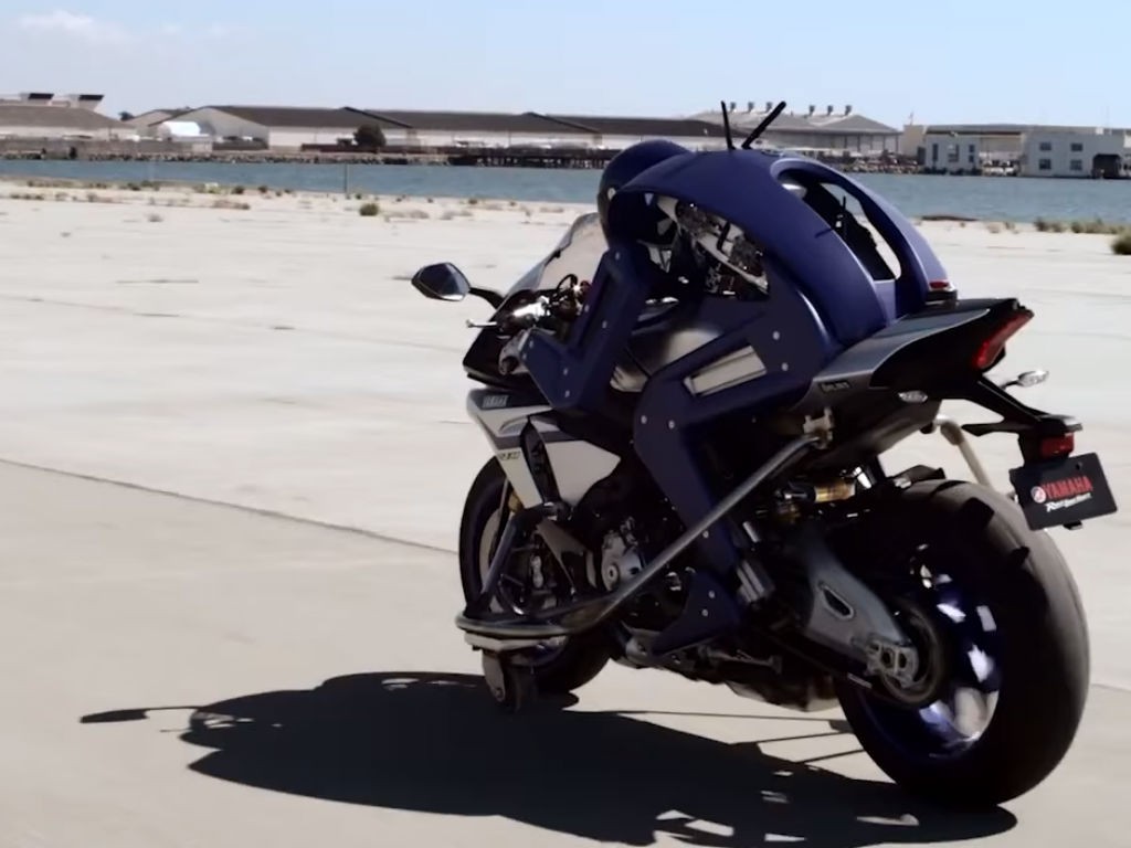 Motobot, El Robot Que Maneja Una Moto Por Sí Solo. - Tecnología ...